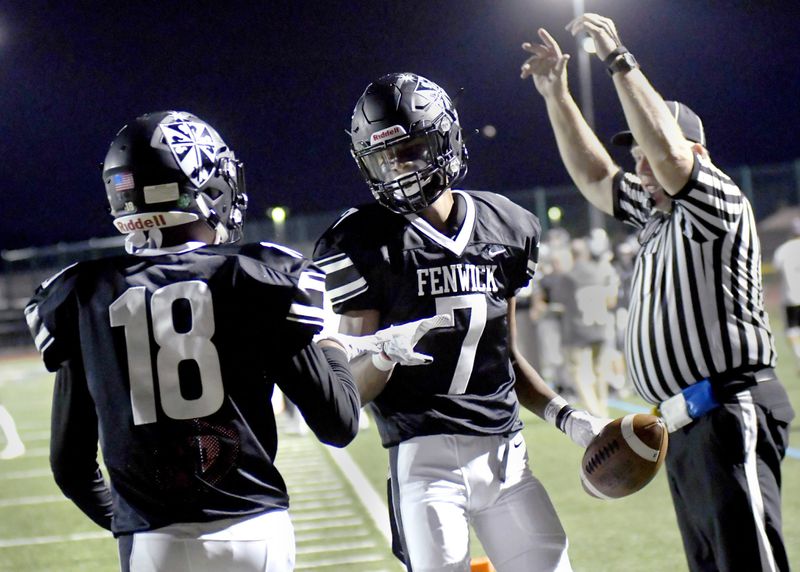 Fenwick WR Eian Pugh Commits to Illini’s 2022 Class - IlliniGuys.com