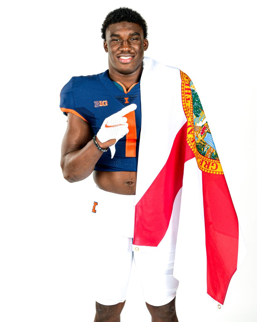 Illini Defeat SEC Program For 3-Star Pass Rusher Gabe Jacas ...