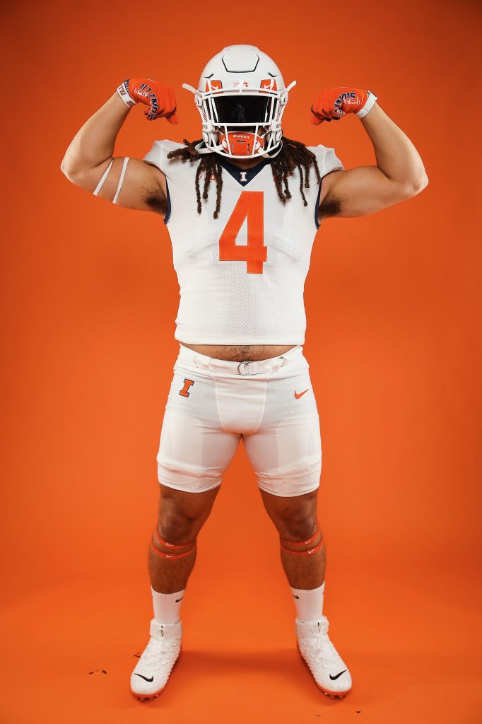 Football Recruiting Spotlight on Angelo McCullom - IlliniGuys.com