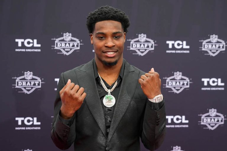 High Five: Illinois CB Devon Witherspoon Drafted No. 5 by Seattle ...