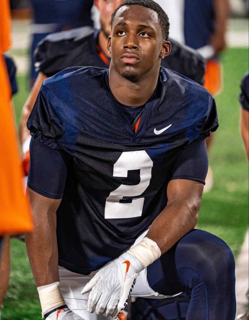 “He’s special”: Freshman WR Malik Elzy Already Turning Heads in ...