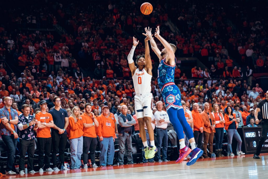 Shannon Shines As #25 Illini Upend Top-Ranked Kansas In Exhibition ...