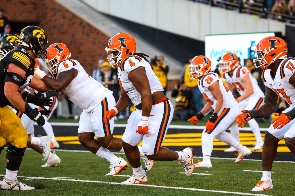 No. 16 Iowa 15, Illinois 13 - Illini Film Review - ‘It’s my fault’: How ...