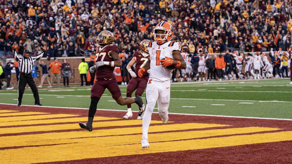 John Paddock’s Historic Comeback Leads Illini to Dramatic 27-26 Win ...